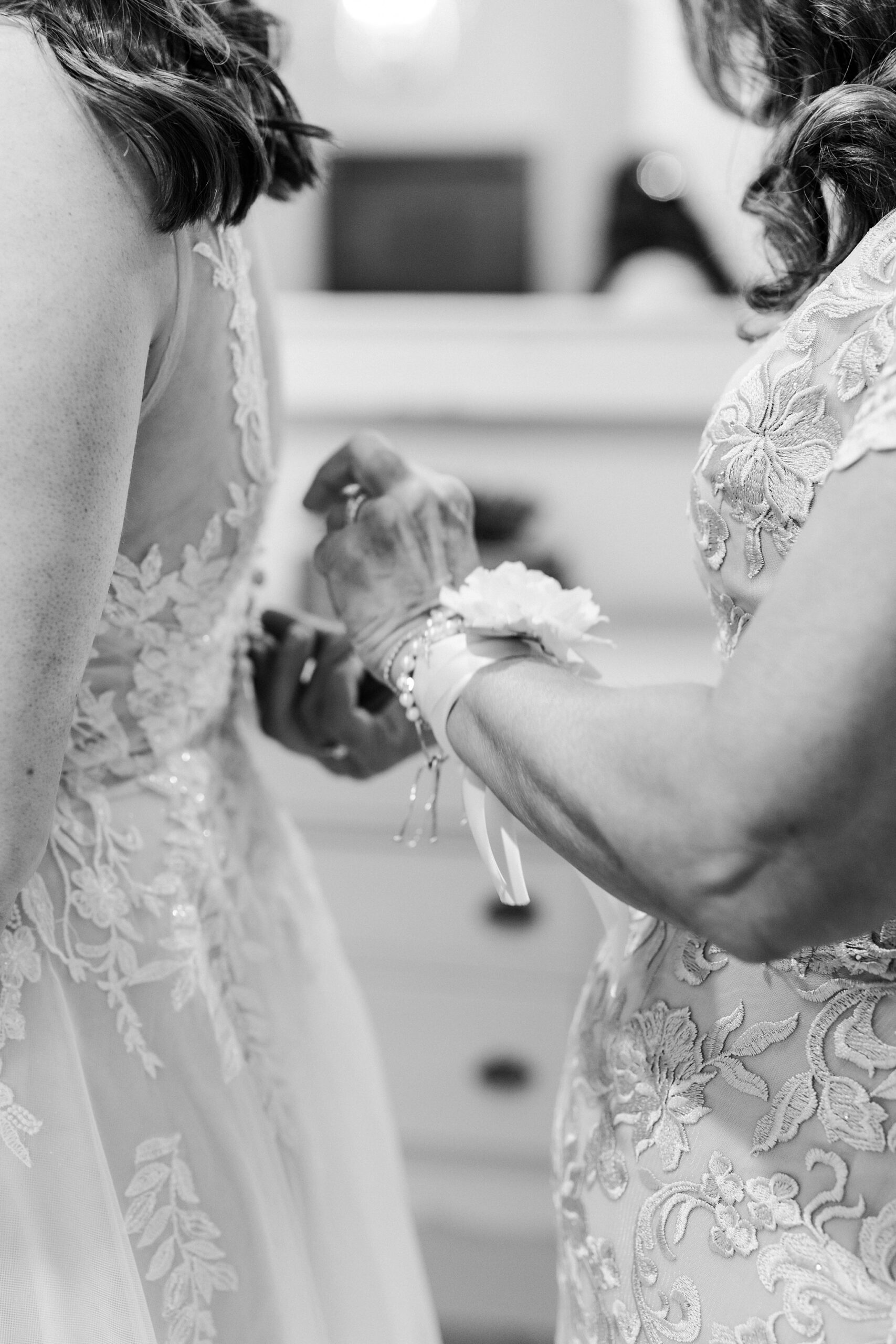 The Club Lac La Belle Wedding of Chelsea & Nick - Showit Blog